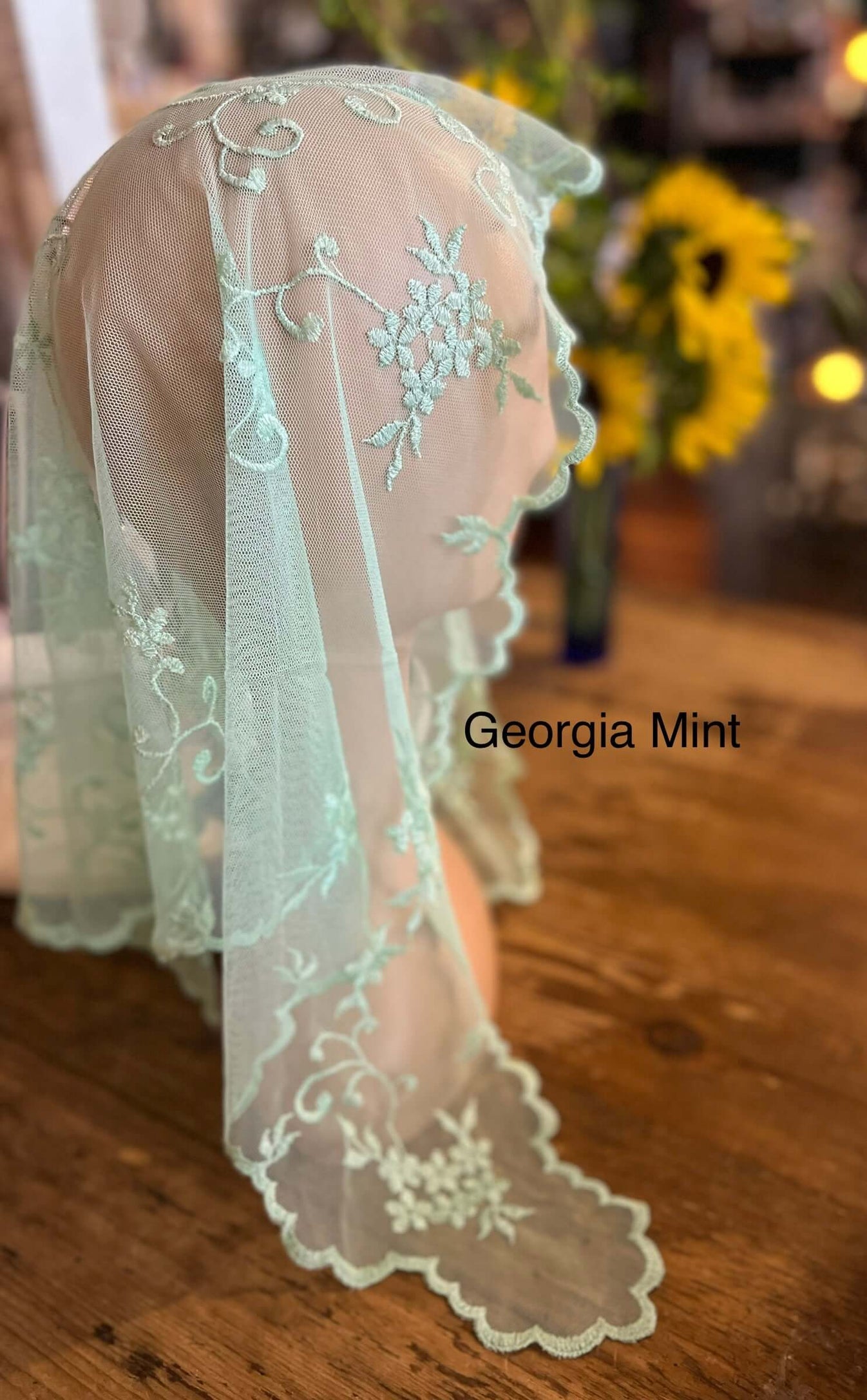 Georgia - Mint and White Veil Mantilla – Soul Supply